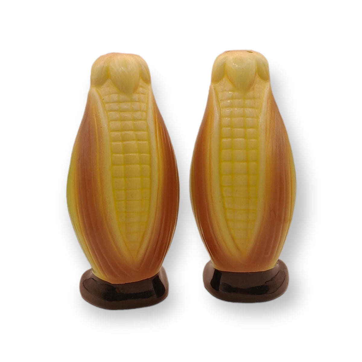 Salt & Pepper Shakers - Anthropomorphic Corn – 20th Century Artifacts